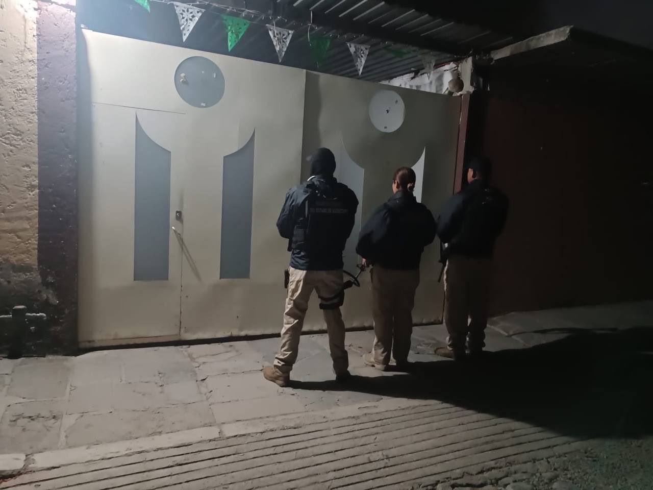 Fiscalía asegura a 4 personas por homicidio durante cateos en Pedro Escobedo y SJR - Al Minuto ...